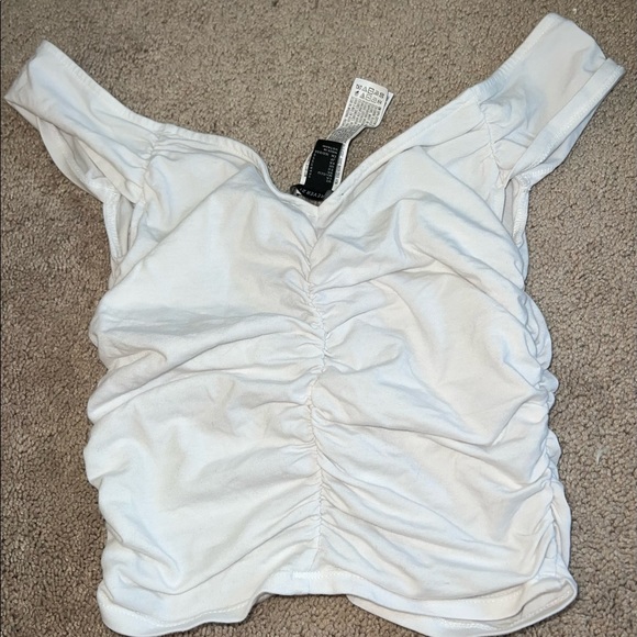 Forever 21 | Tops | White Scrunch Front Cropped Top | Poshmark